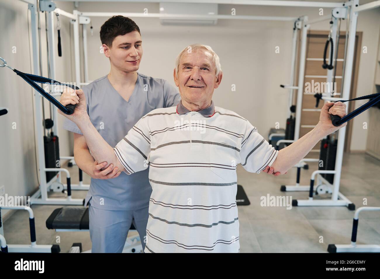Suspension medical ropes hi-res stock photography and images - Alamy