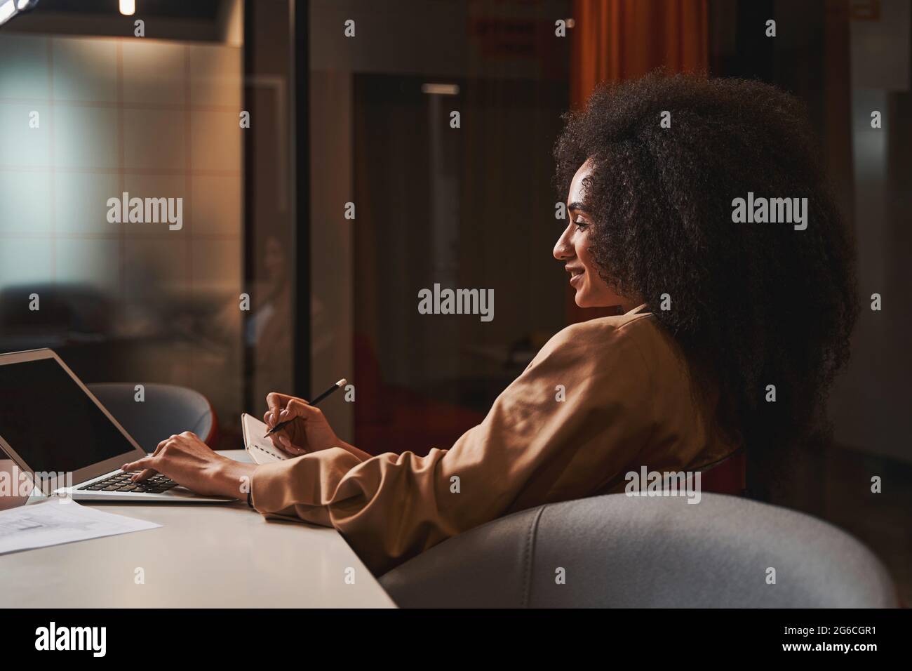 Woman staying up late hi-res stock photography and images - Alamy