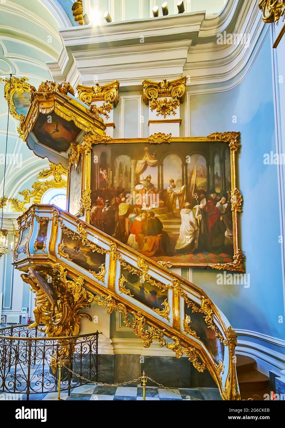 KYIV, UKRAINE - MAY 18, 2021: Impressive Baroque pulpit in St Andrew's ...