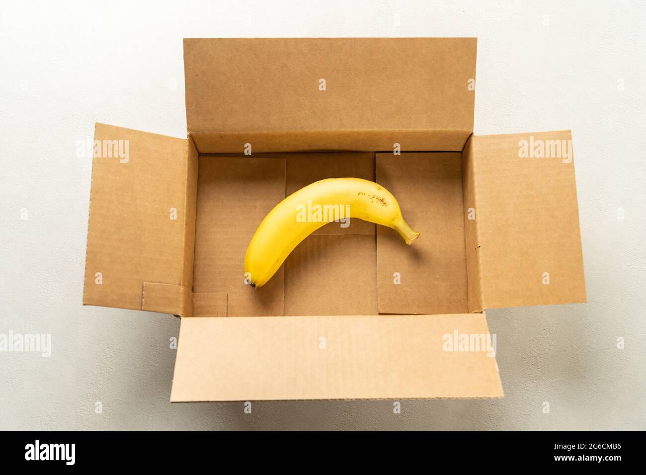 Storage box banana hi-res stock photography and images - Alamy