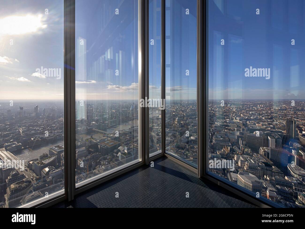22 bishopsgate interior hi-res stock photography and images - Alamy