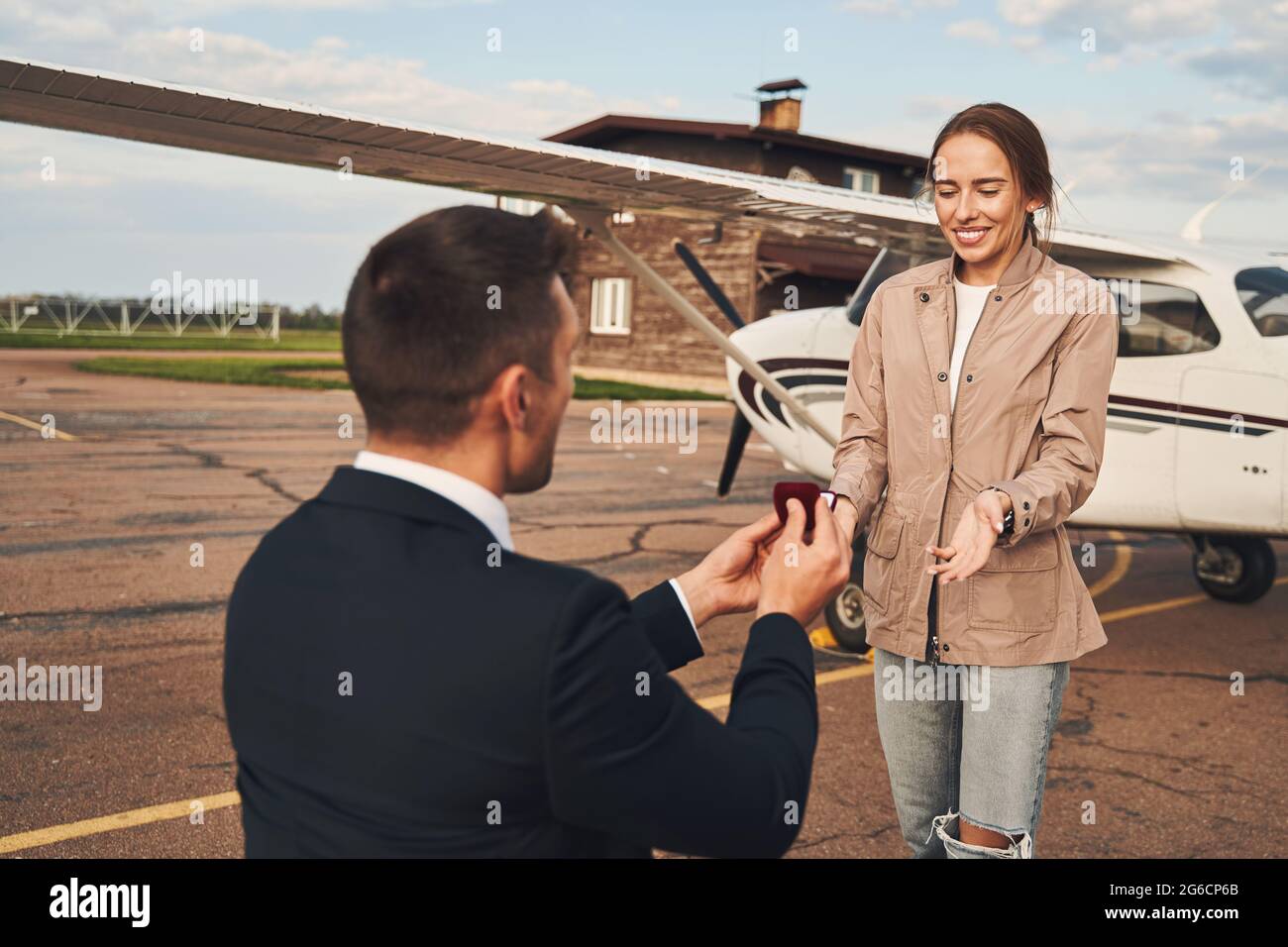 Marriage proposal airplane hi-res stock photography and images - Alamy