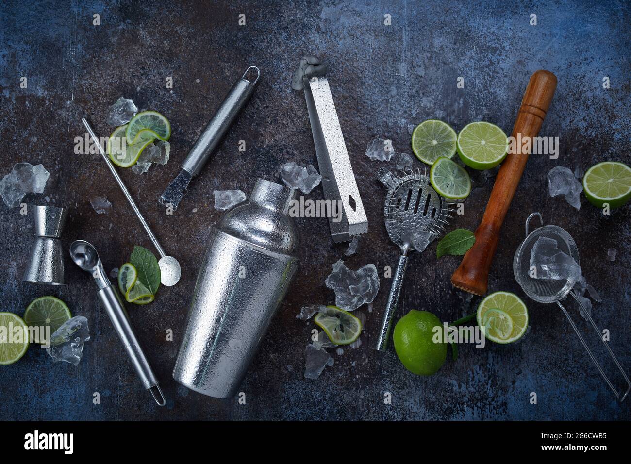 Cocktail layout hi-res stock photography and images - Alamy