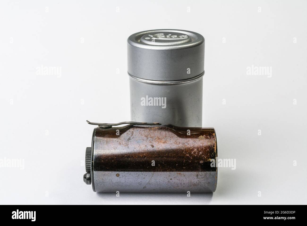 Old film metal tin hi-res stock photography and images - Alamy