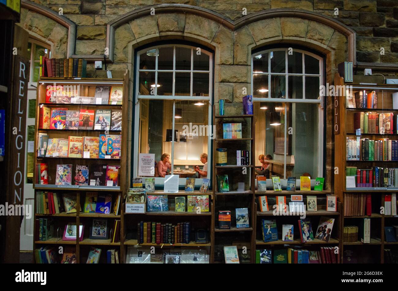 Barter Books Alnwick, Northumberland, England Stock Photo - Alamy