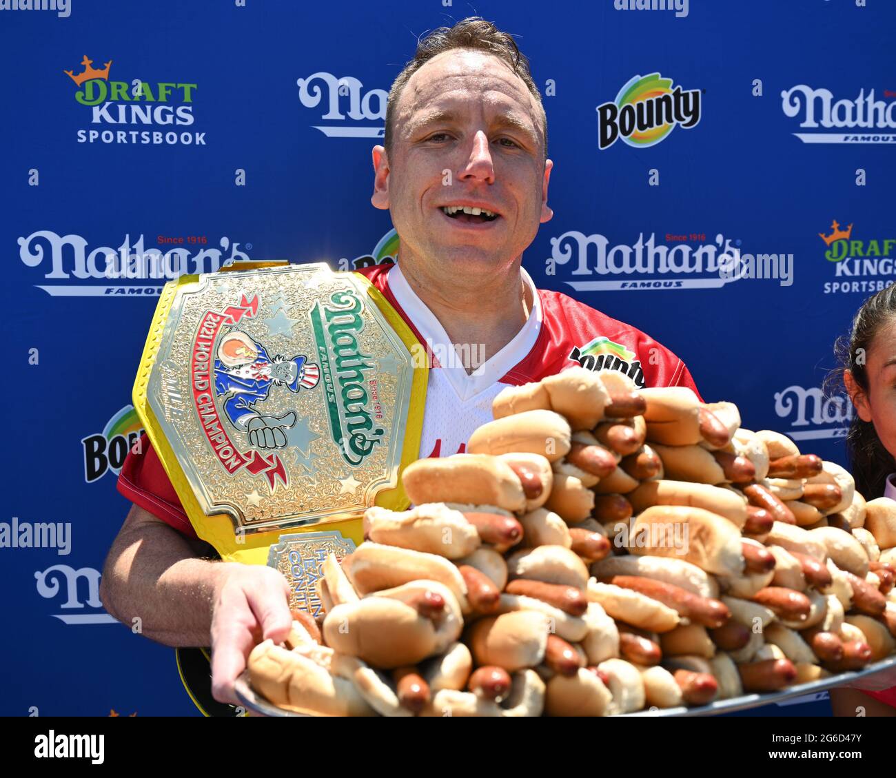 Joey 'Jaws' Chestnut wins the 2021 Nathan's Famous Fourth of July ...