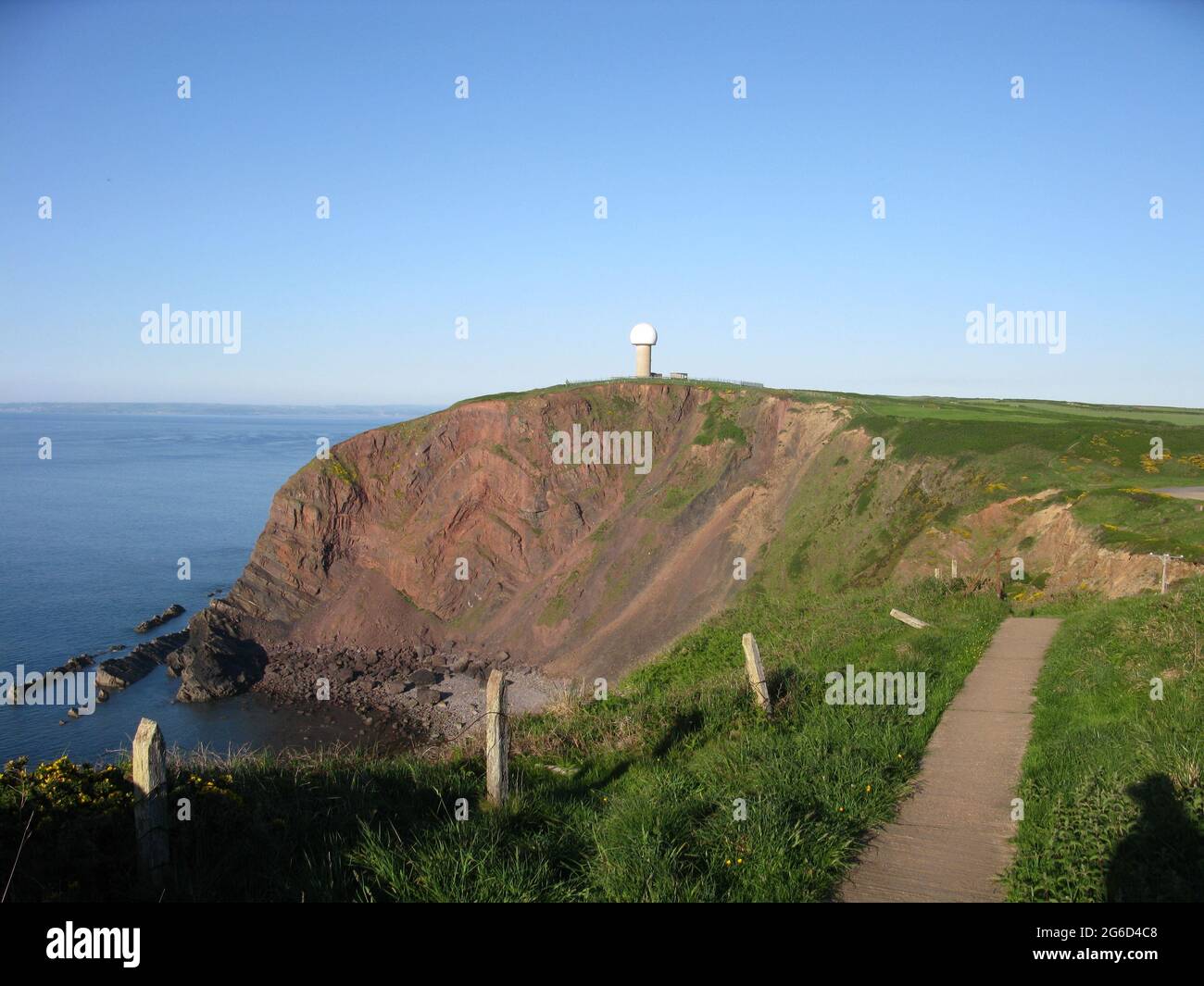 Ministry of Defence and civilian air traffic control Radar station ...