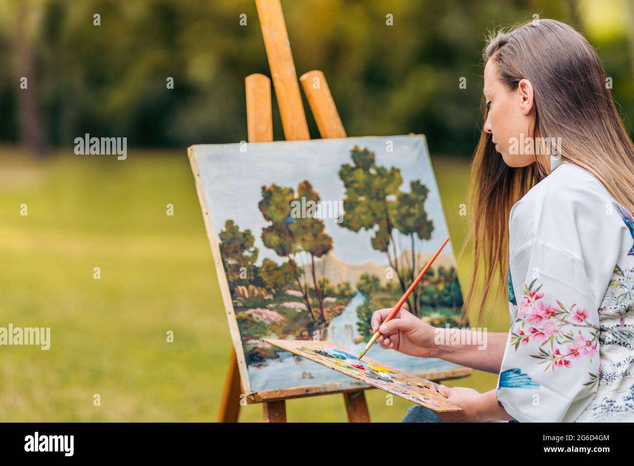 Paining canvas hi-res stock photography and images - Alamy