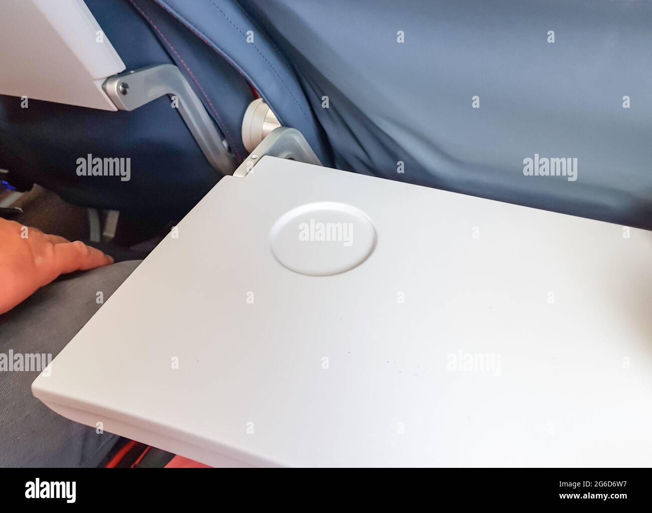 A tray table plane hi-res stock photography and images - Alamy