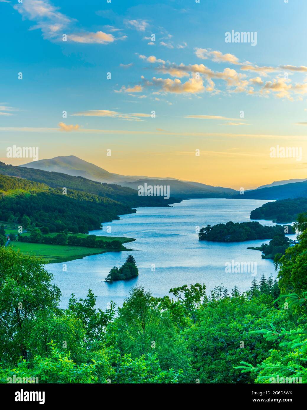 Queens view perthshire hi-res stock photography and images - Alamy