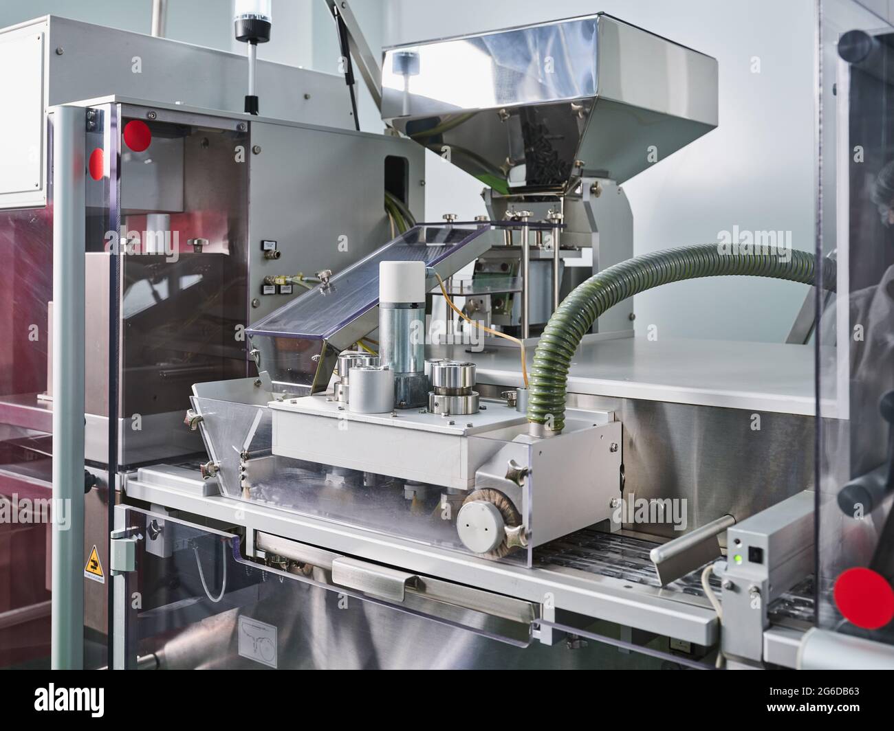 Drug manufacturing facility hi-res stock photography and images - Alamy