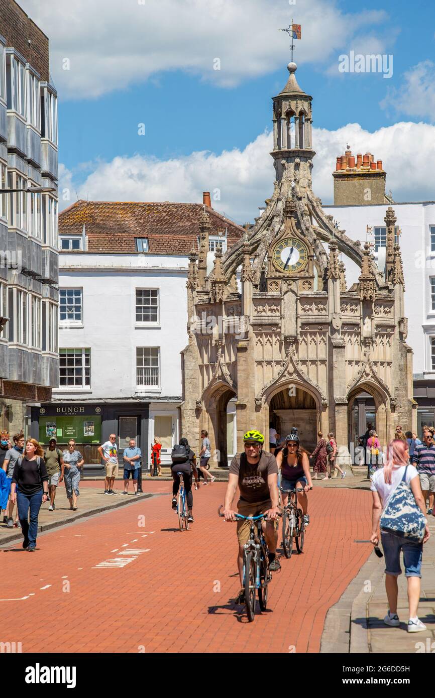 Historic Chichester Cross in Chichester, city centre, West Sussex Stock ...