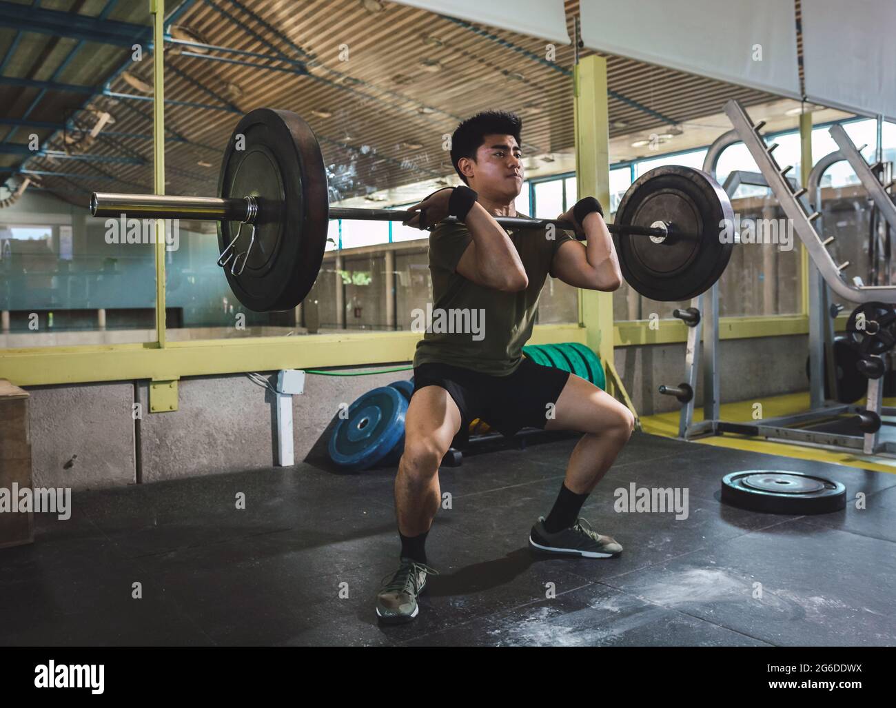 Asian weightlifter hi-res stock photography and images - Alamy
