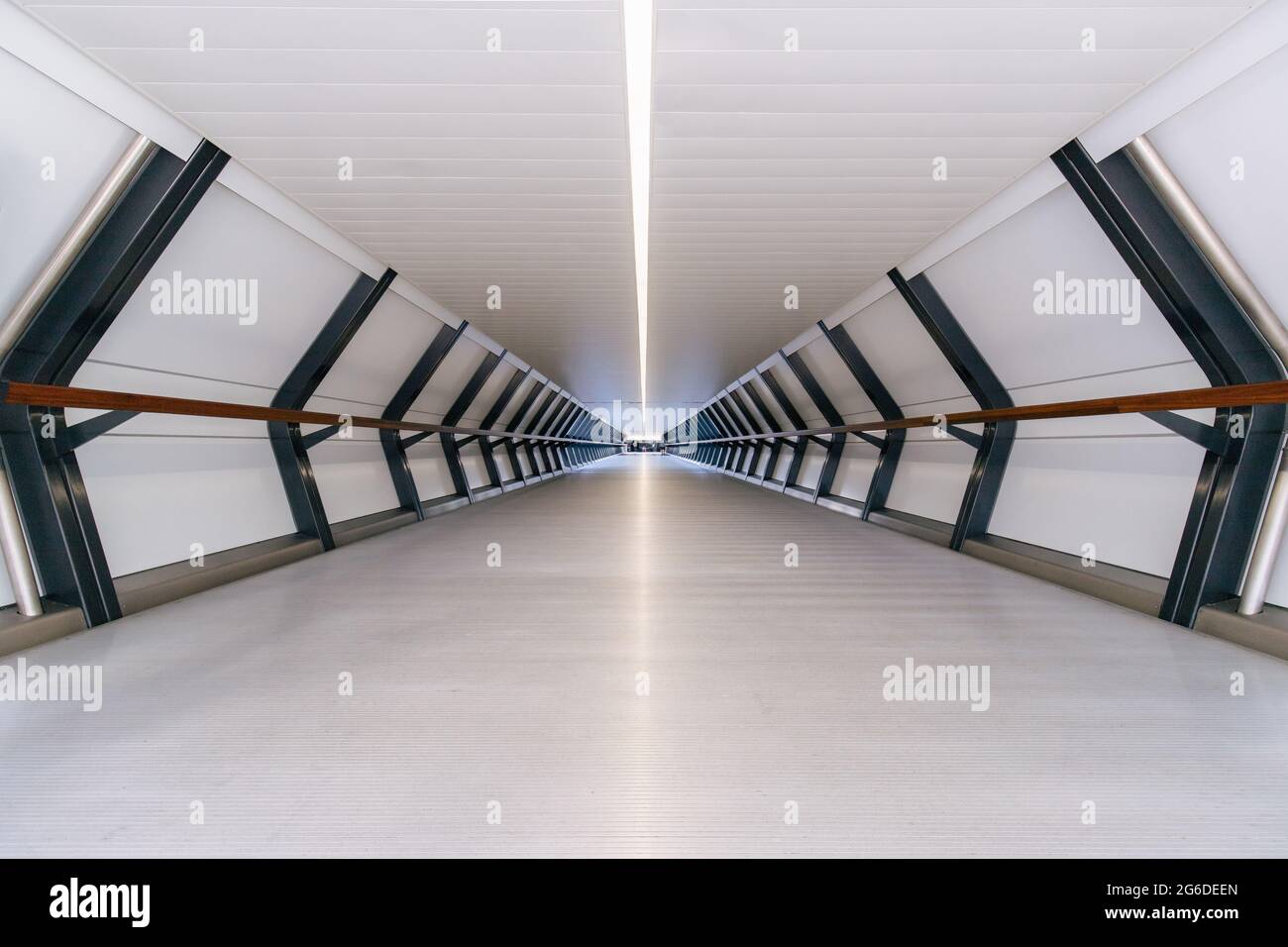 Adams plaza tunnel bridge hi-res stock photography and images - Alamy