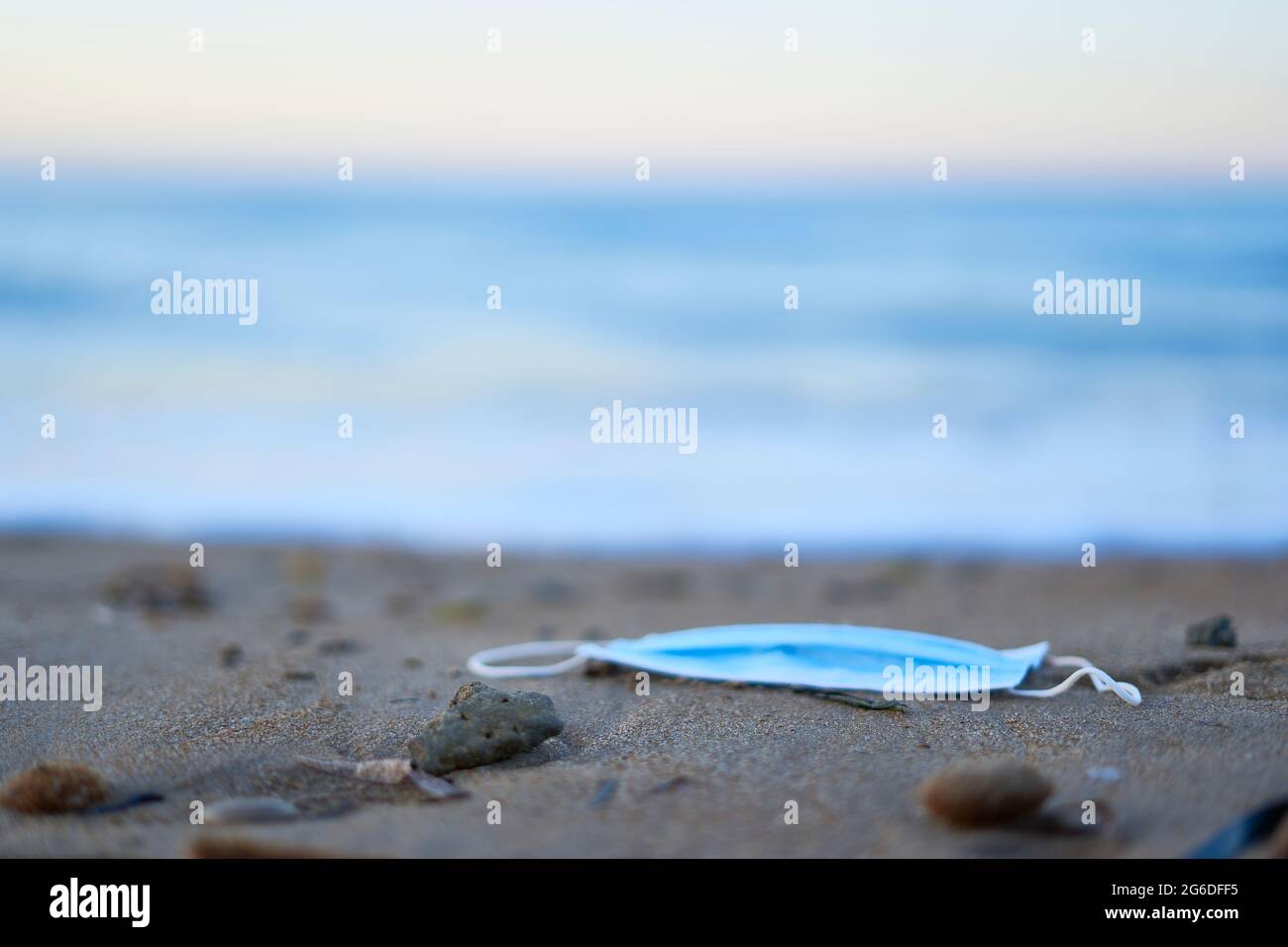 Woman put on mask hi-res stock photography and images - Alamy