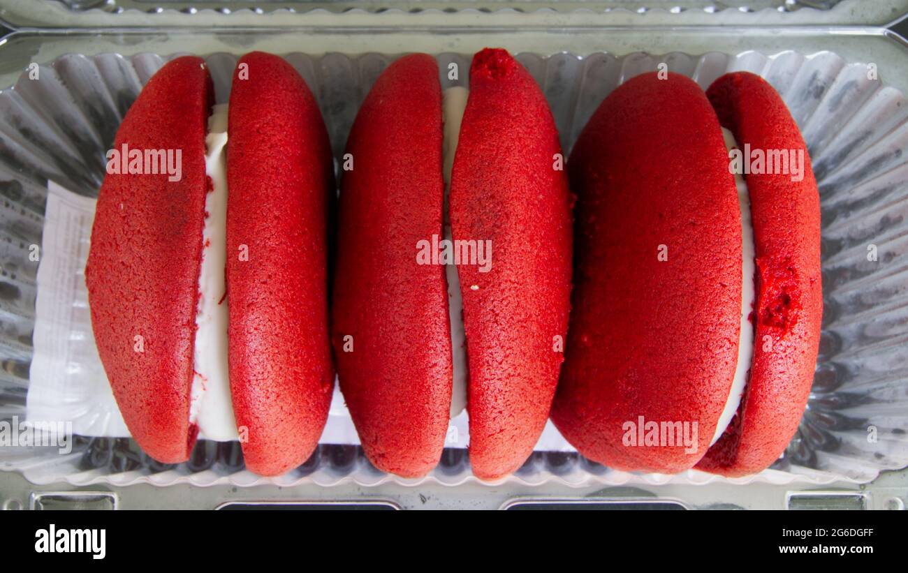 Three Red Velvet Gobs Stock Photo - Alamy