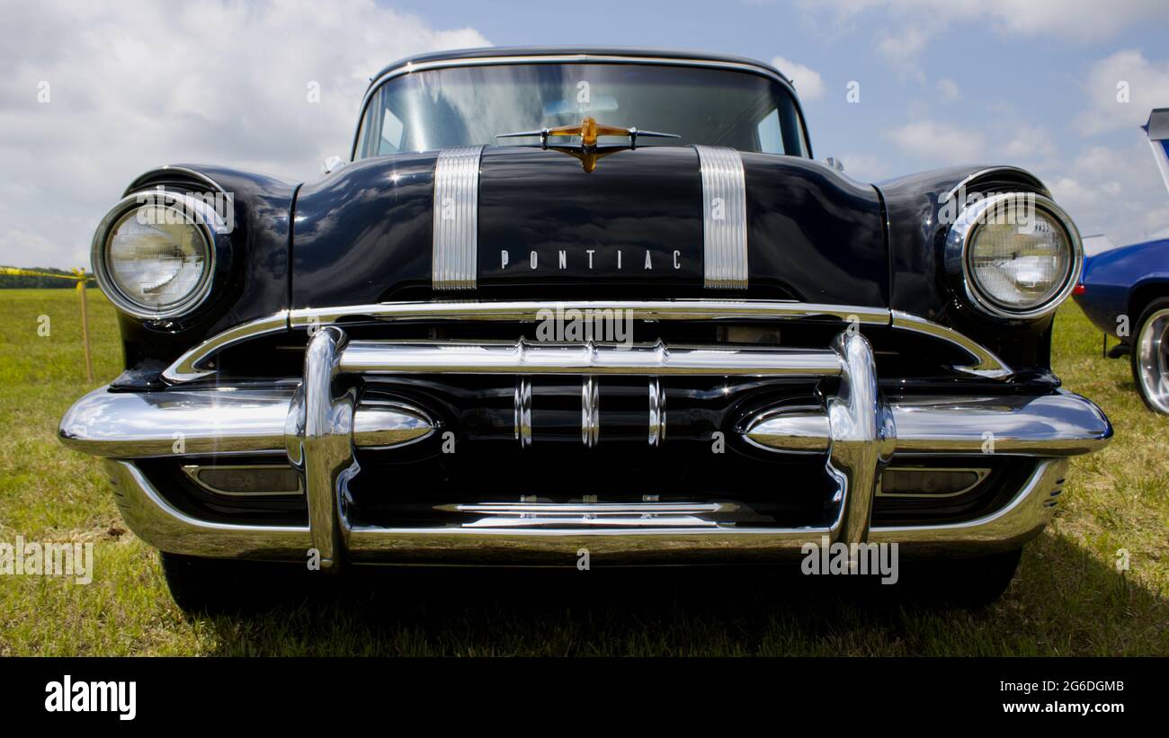 1950s pontiac hi-res stock photography and images - Alamy