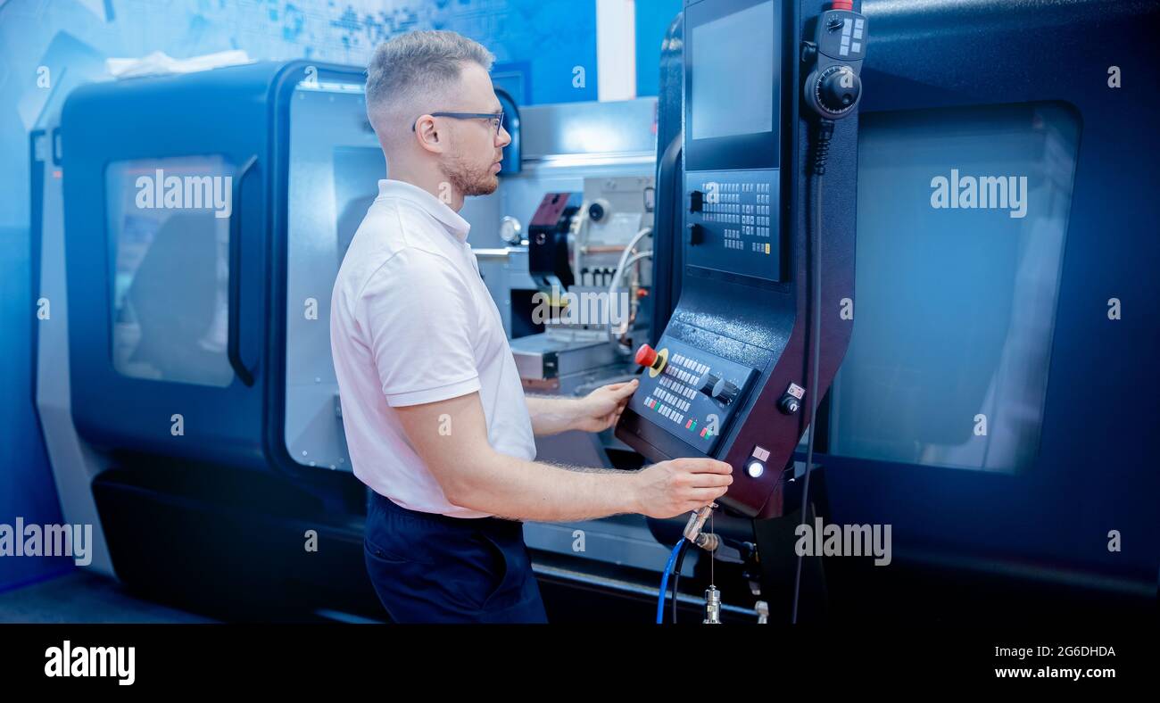 Worker entering data machine hi-res stock photography and images - Alamy
