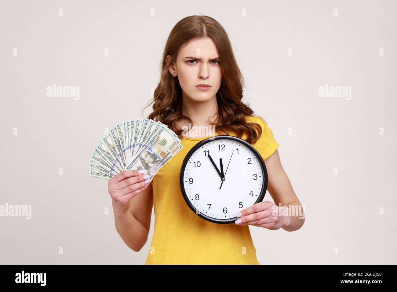 Woman boos hi-res stock photography and images - Alamy