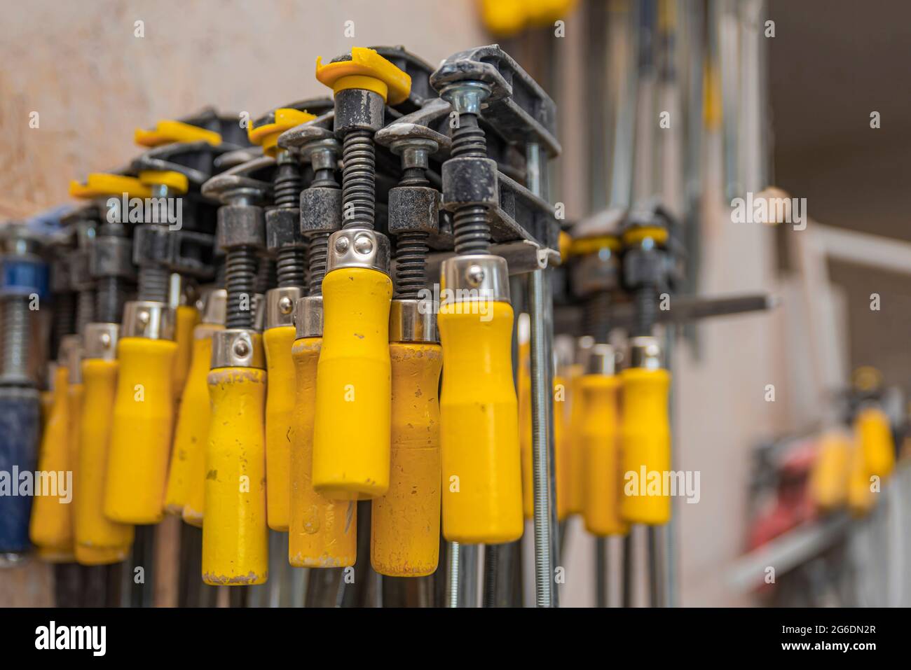 F clamps hi-res stock photography and images - Alamy