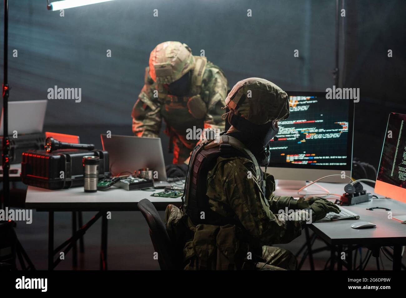 Group of hackers hi-res stock photography and images - Alamy