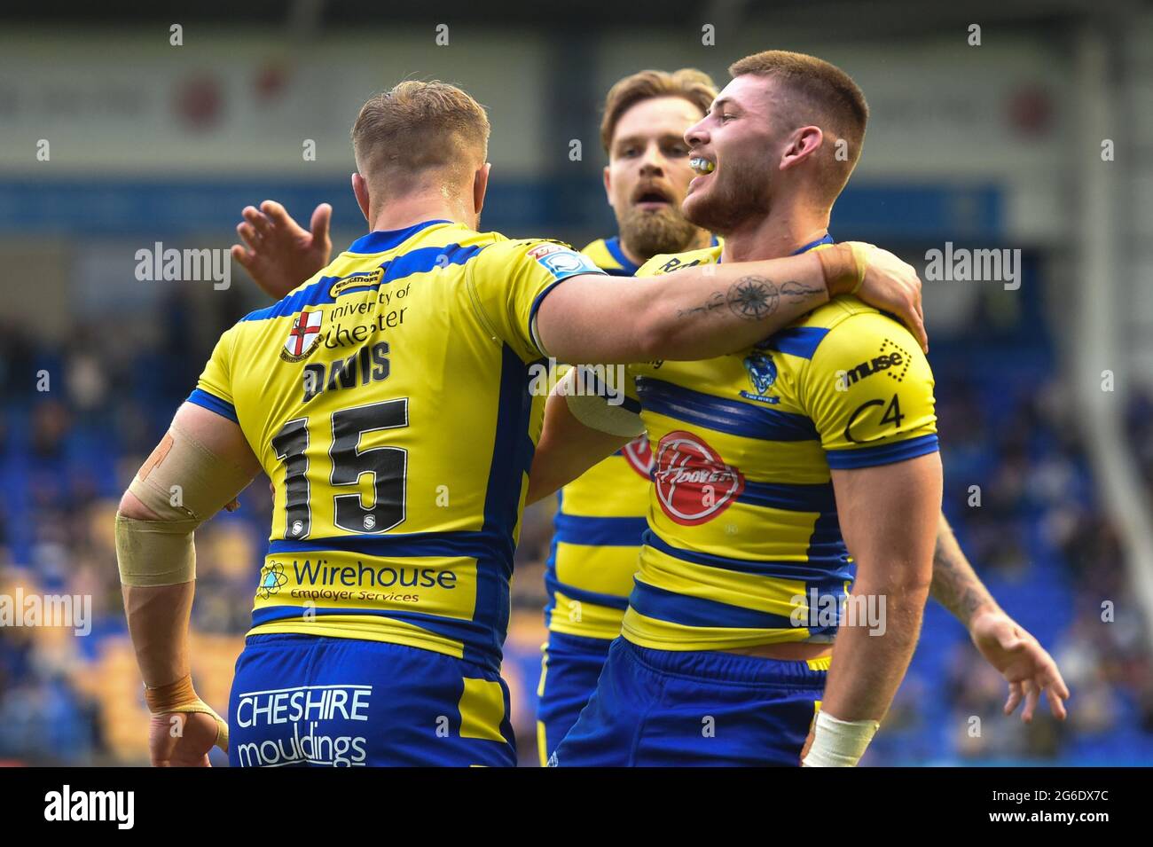 Danny Walker (16) of Warrington Wolves celebrates his try Stock Photo ...