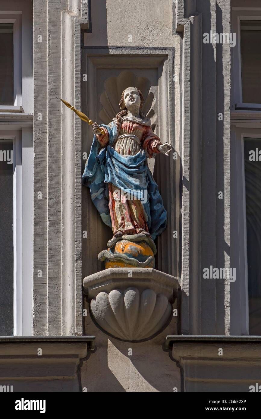 Maria immaculata hi-res stock photography and images - Alamy