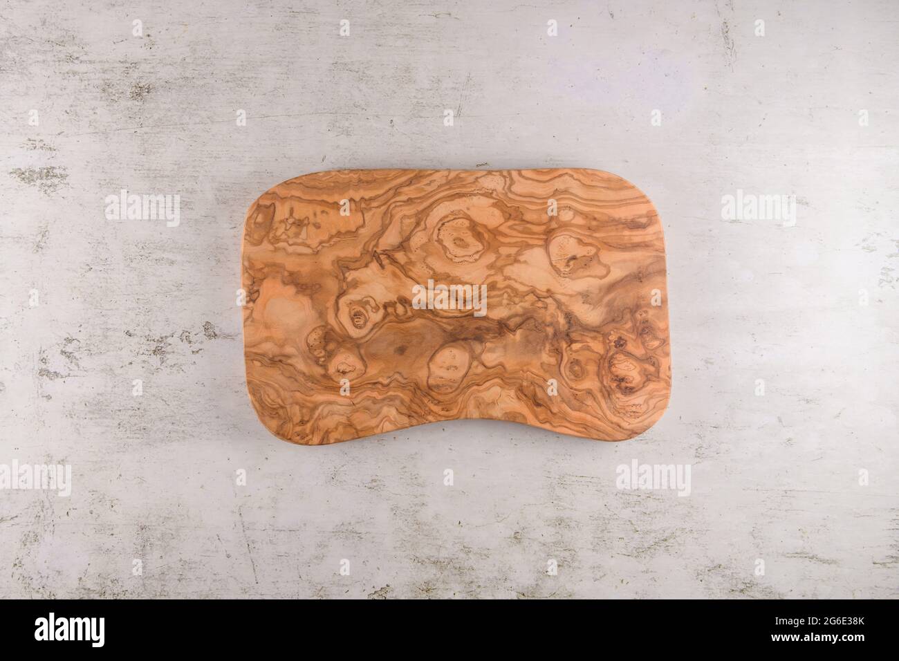 Top view of wooden cutting board on old stone countertop Stock Photo ...