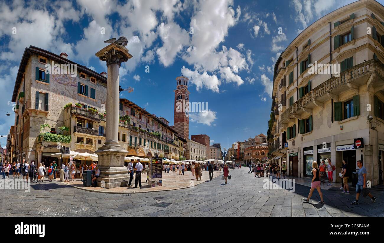 Piazza inheritance hi-res stock photography and images - Alamy