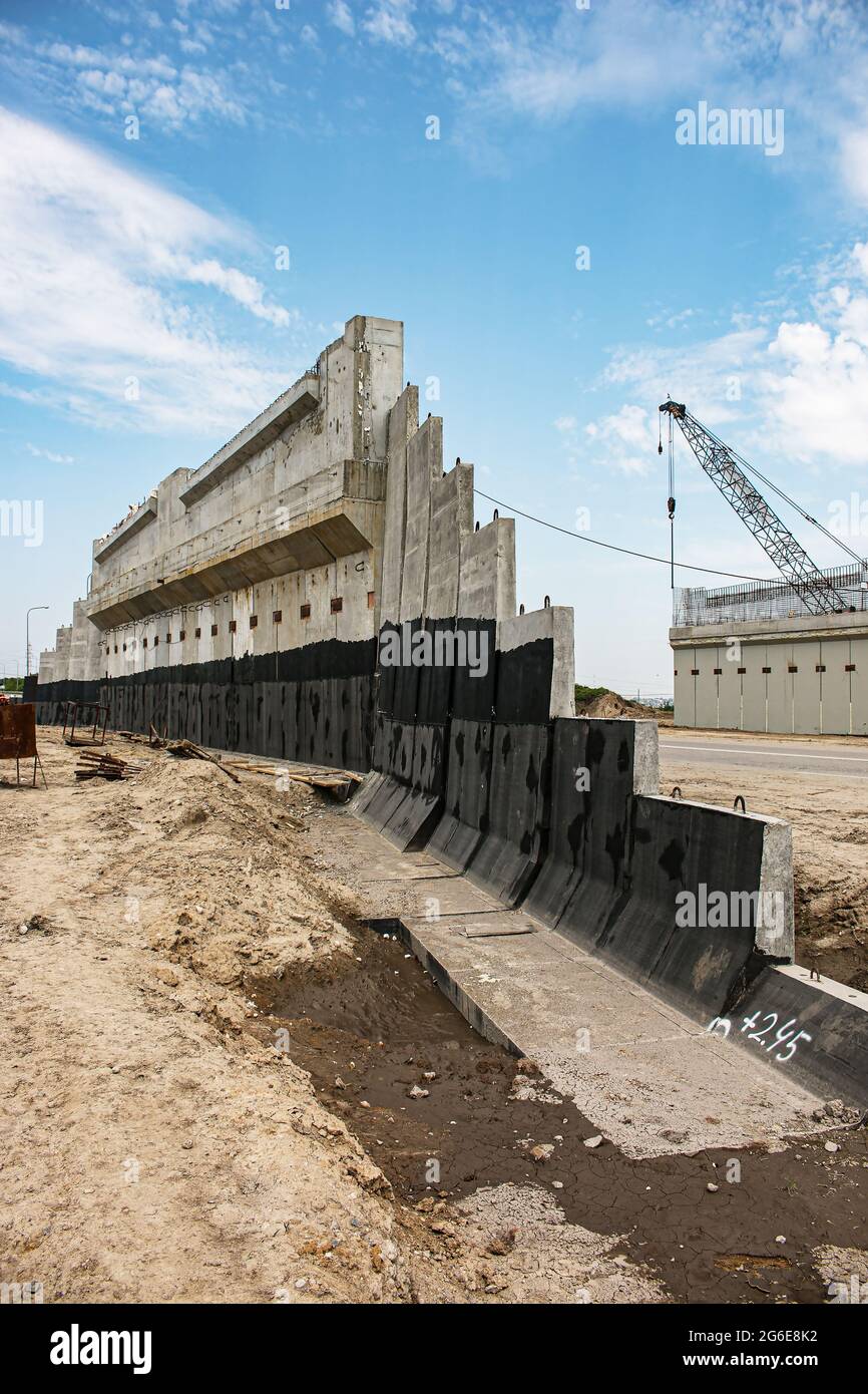 The construction of a road viaduct hi-res stock photography and images ...