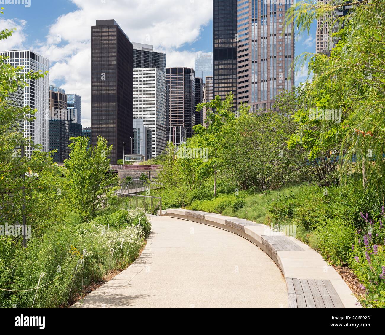 Southbank riverwalk view hi-res stock photography and images - Alamy