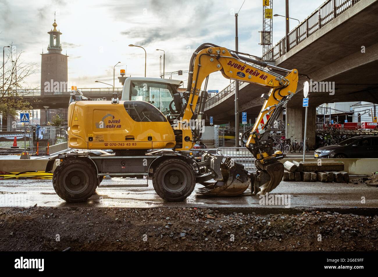Excavator in Stockholm, Vasagatan, Stockholm, Sweden Stock Photo - Alamy
