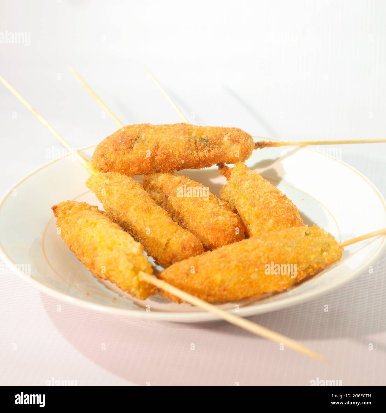Crispy sempol hi-res stock photography and images - Alamy