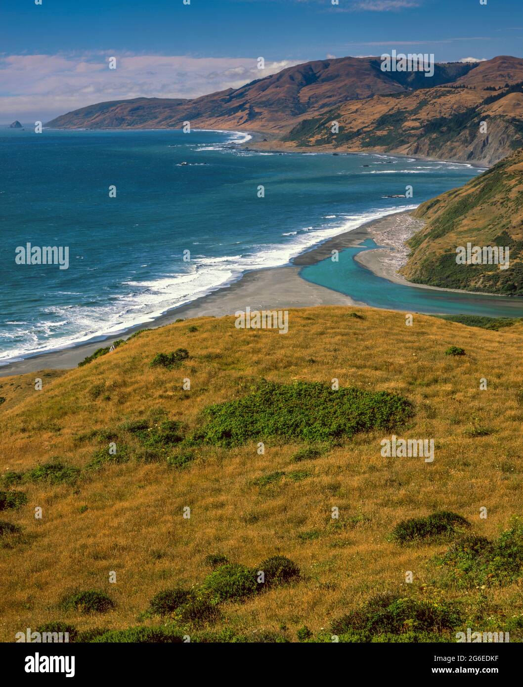 River beaches hi-res stock photography and images - Alamy