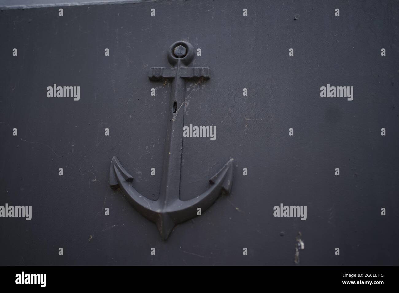 Cast iron anchor hi-res stock photography and images - Alamy