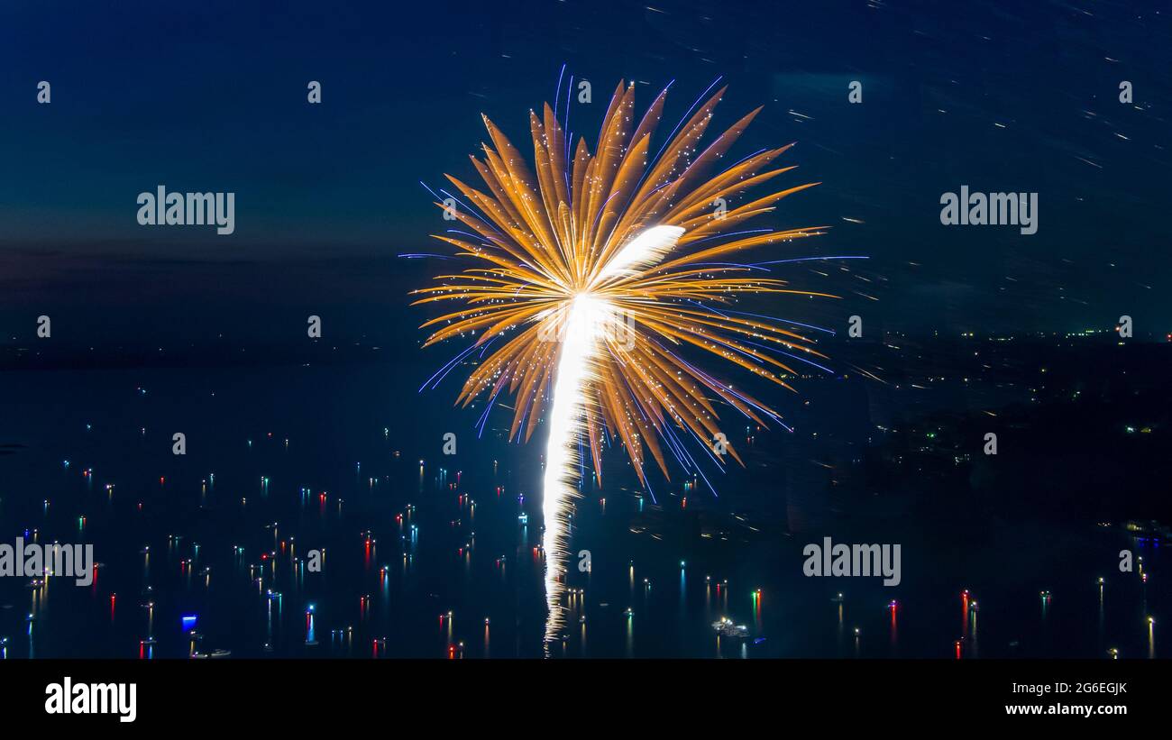 Drone fireworks hi-res stock photography and images - Alamy