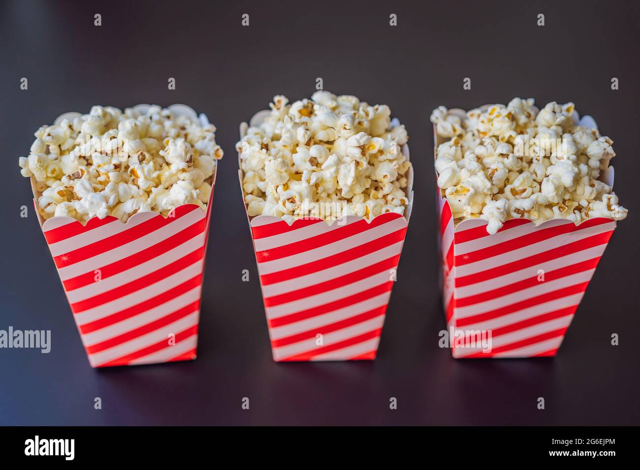 Popcorn box square hi-res stock photography and images - Alamy