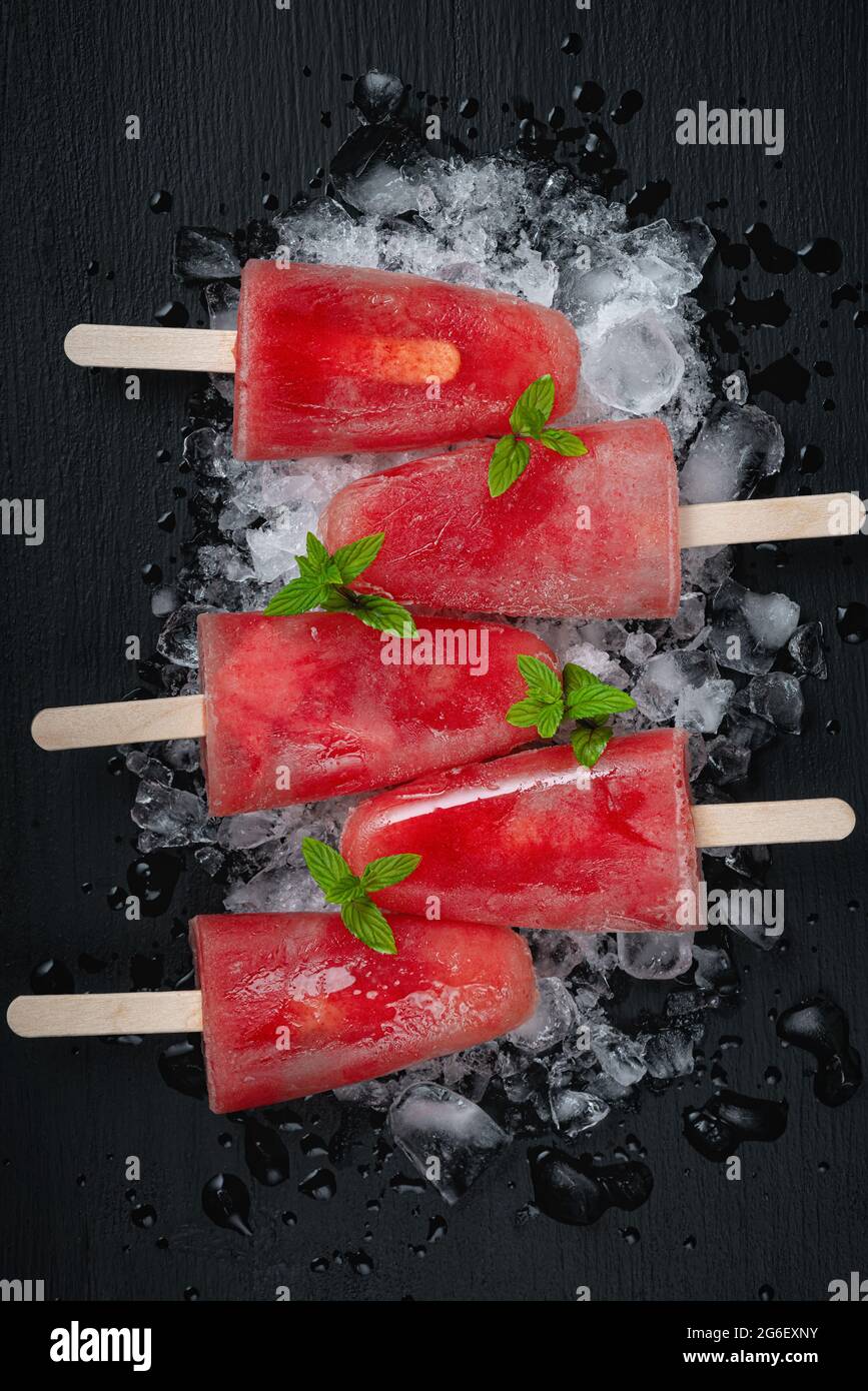 Watermelon ice cream hi-res stock photography and images - Alamy