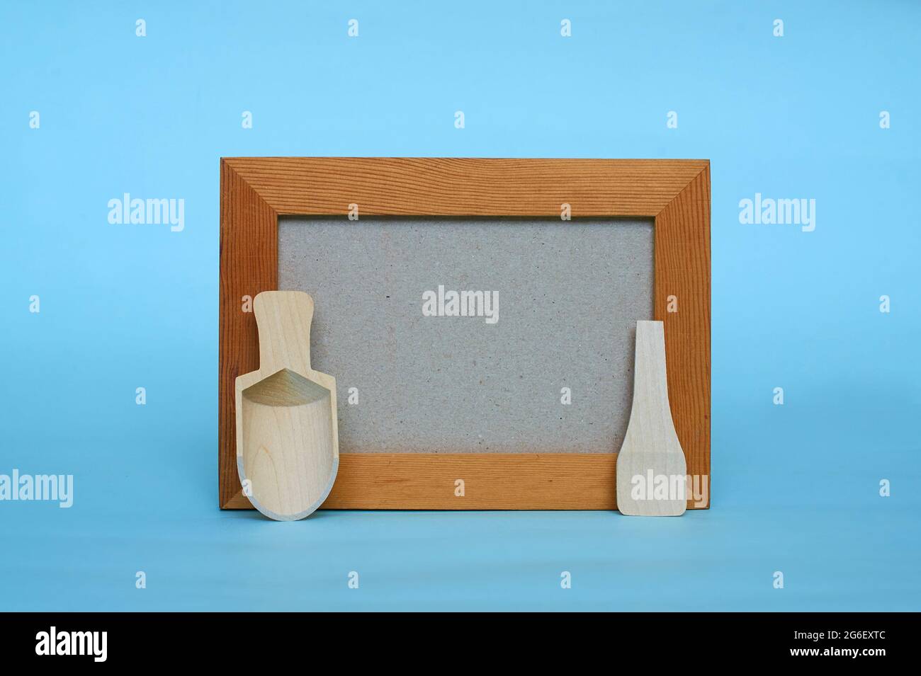 Ladle frame hi-res stock photography and images - Alamy