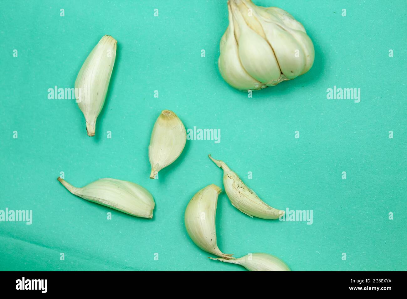 Garlic piece hi-res stock photography and images - Alamy