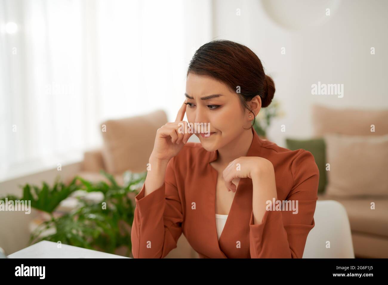 Troubles hurt business hi-res stock photography and images - Alamy