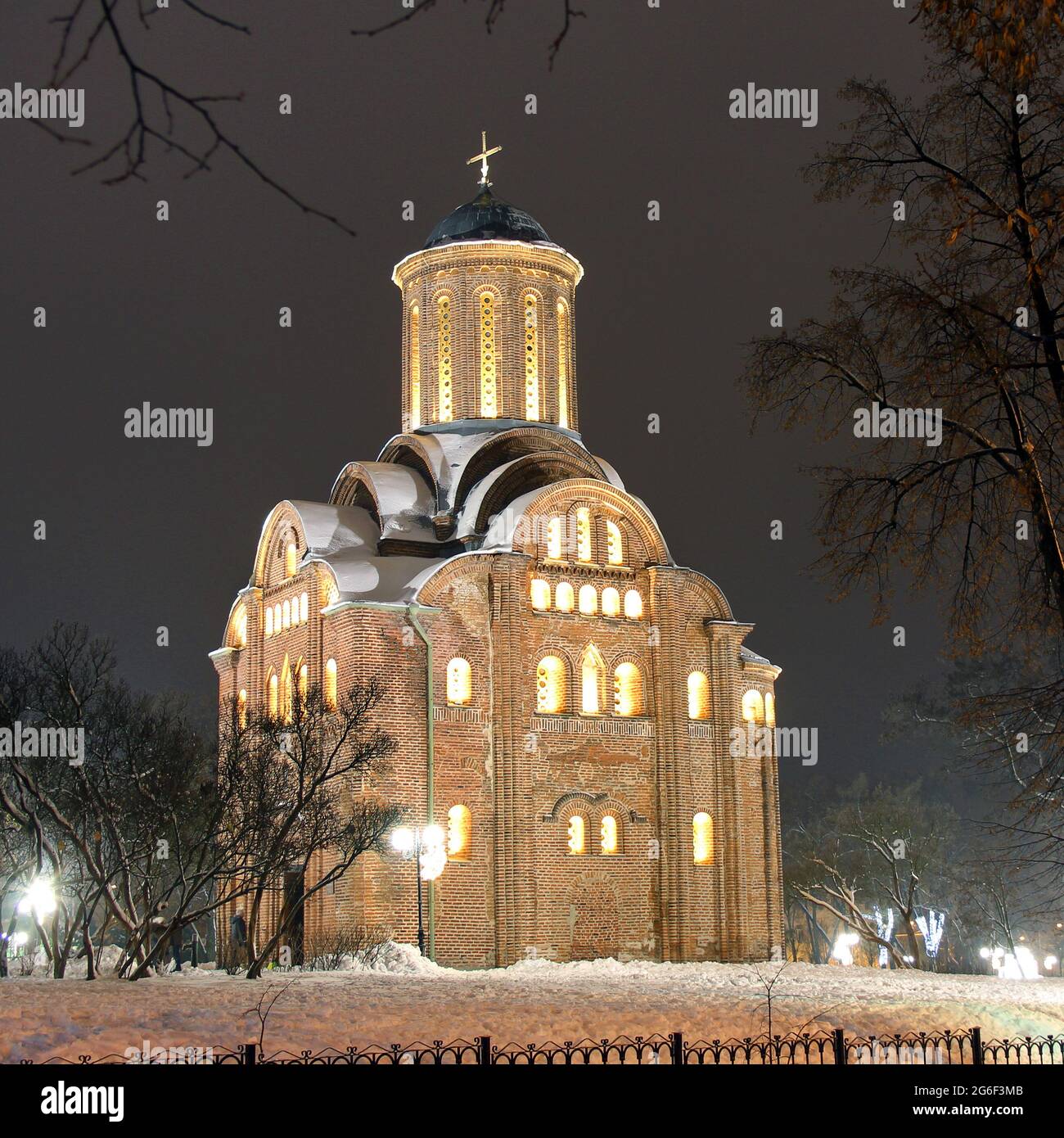 Church in the winter. Night city Stock Photo - Alamy