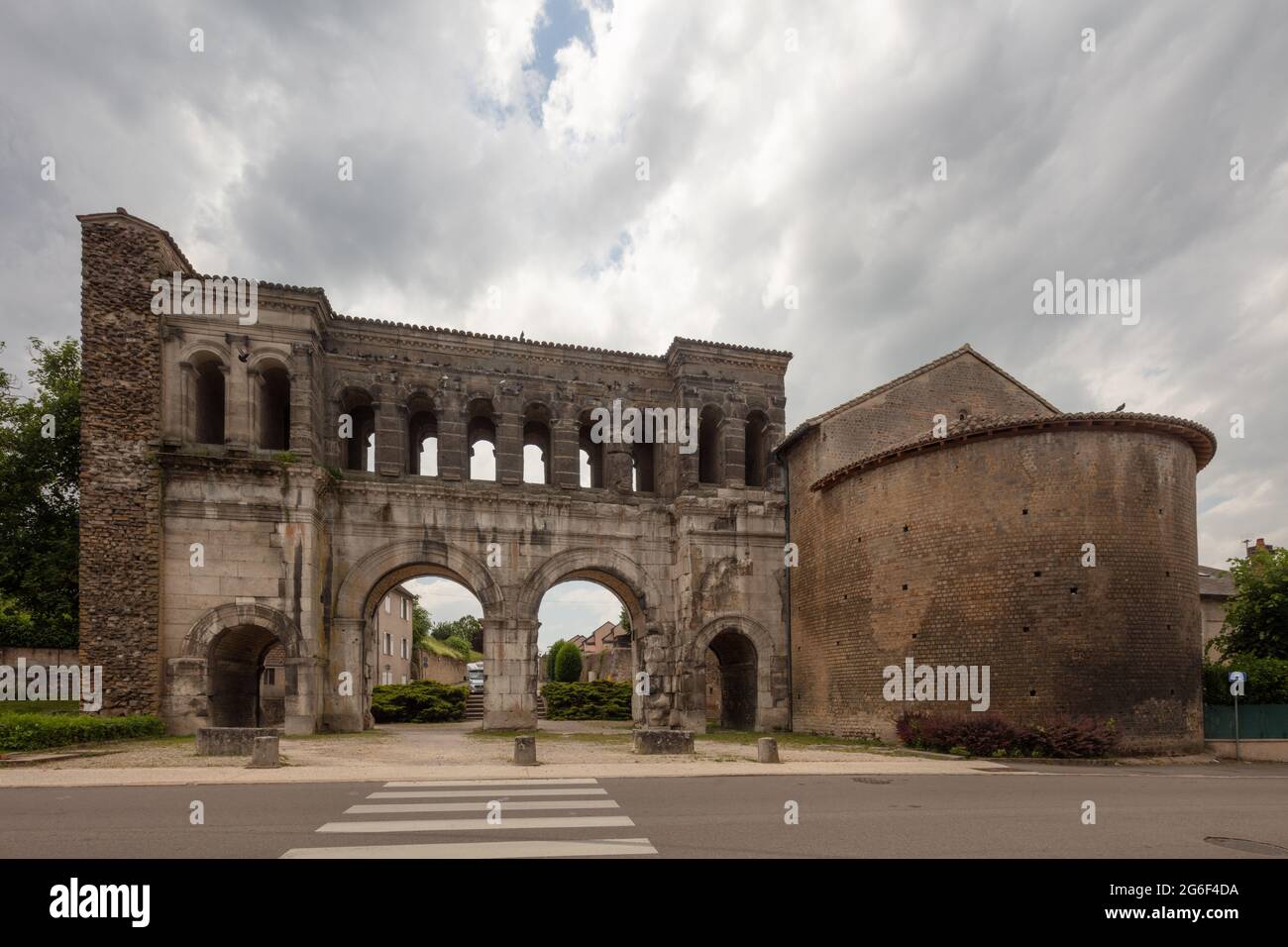 Autun france hi-res stock photography and images - Alamy