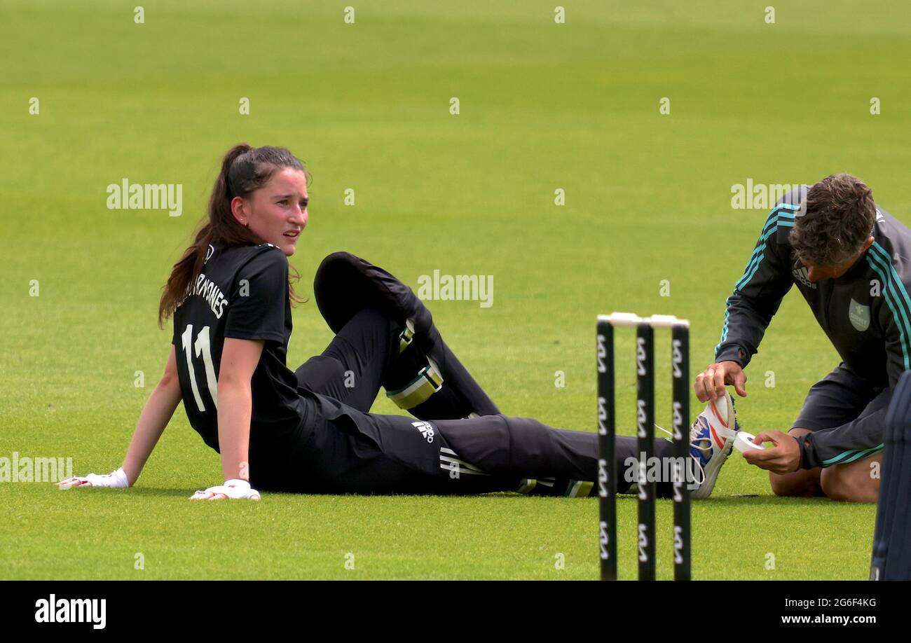 Hannah jones hi-res stock photography and images - Alamy