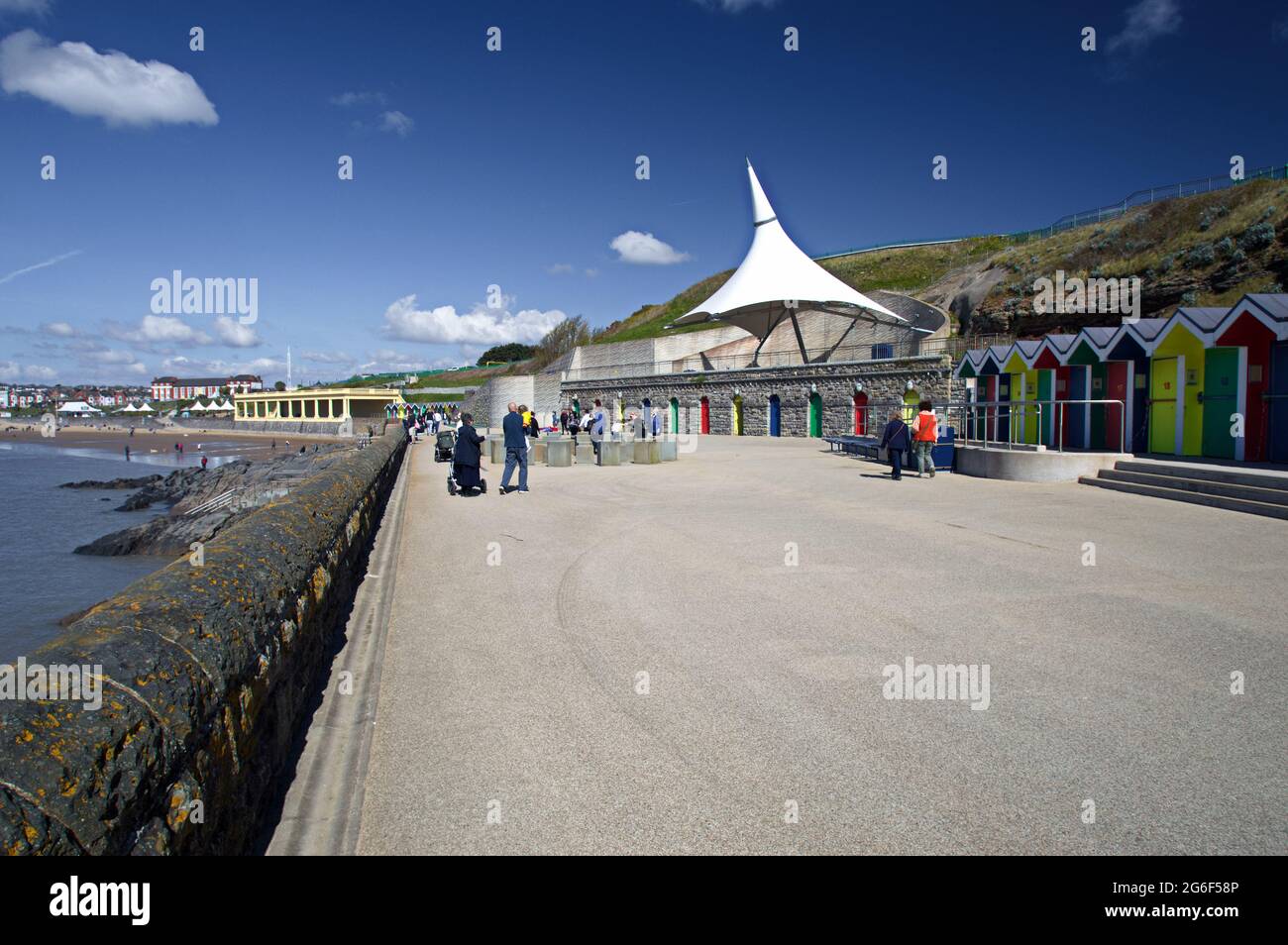 Sea Front Barry Island Stock Photo - Alamy