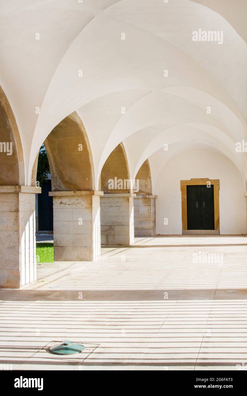 Facade corridor hi-res stock photography and images - Alamy