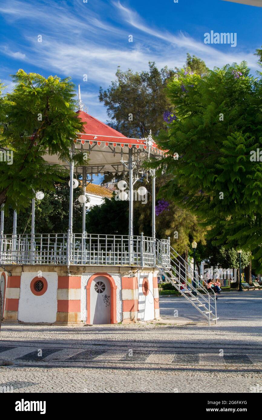 Red bandstand hi-res stock photography and images - Alamy