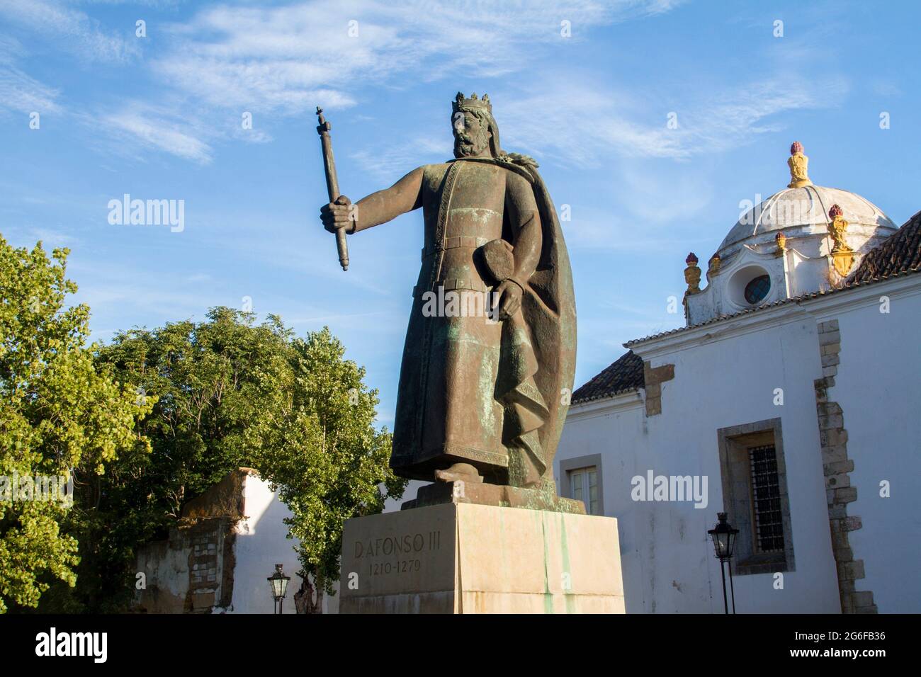 Statue of king afonso iii hi-res stock photography and images - Alamy