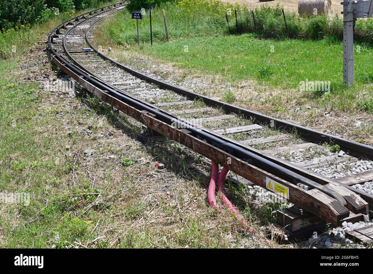 Third 3rd rail hi-res stock photography and images - Alamy