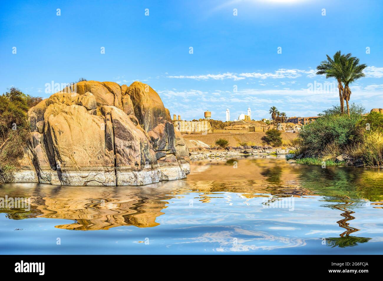Nile river dam hi-res stock photography and images - Alamy